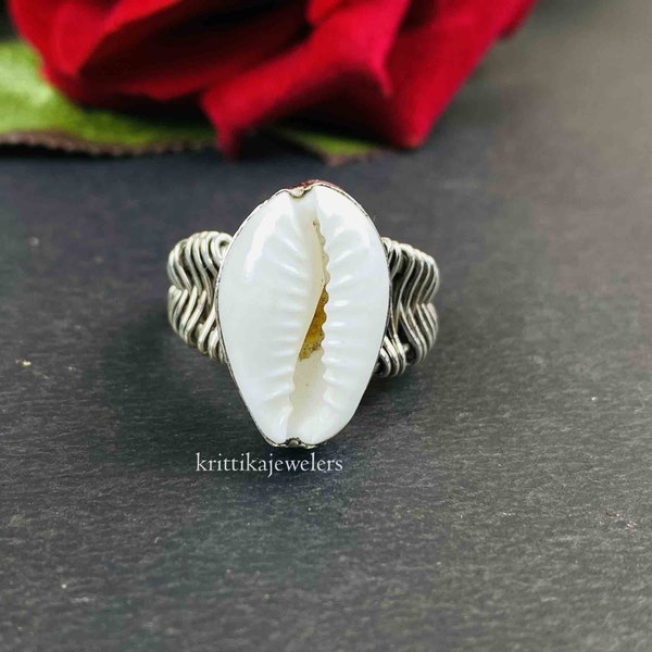 Cowrie Shell Ring - Etsy
