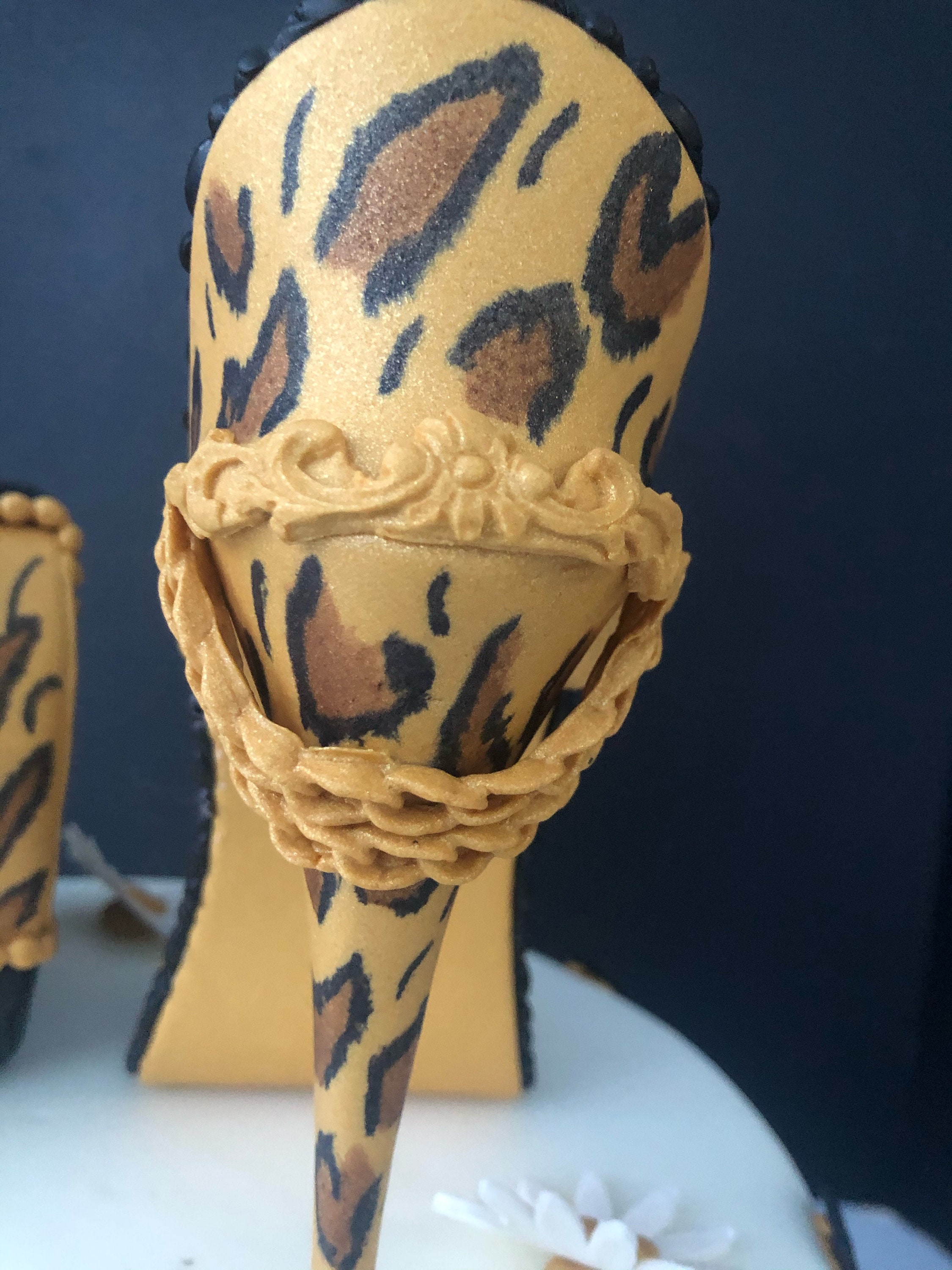 Lovely Edible Fondant High Heel and Purse - Etsy