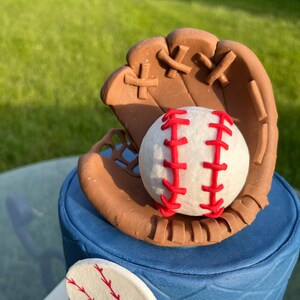 Edible Fondant Baseball Glove, Baseball, Bat and Cap - Etsy