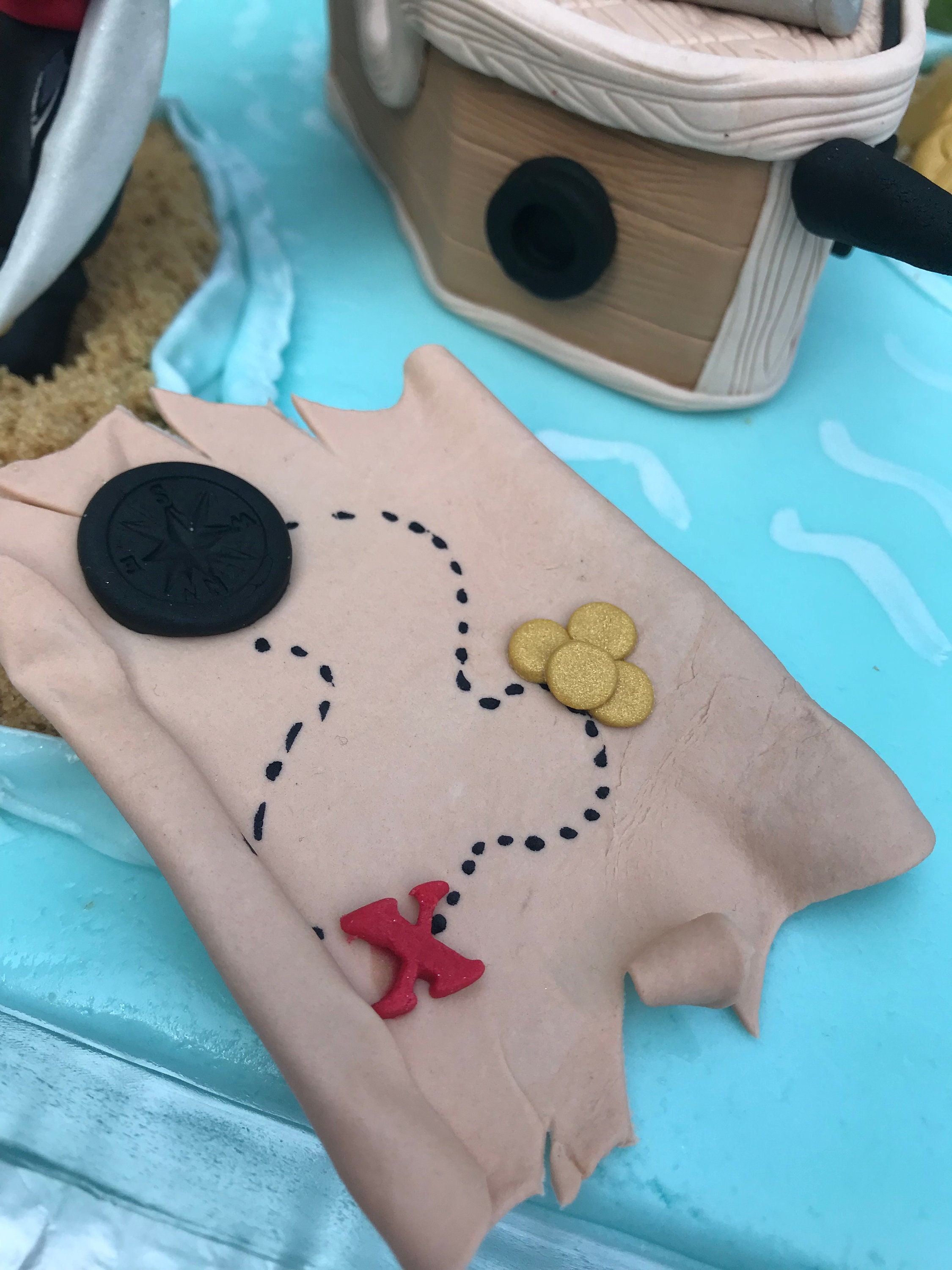 Edible Fondant Pirate, Pirate Ship, Treasure Chest and Cup Cake Toppers ...