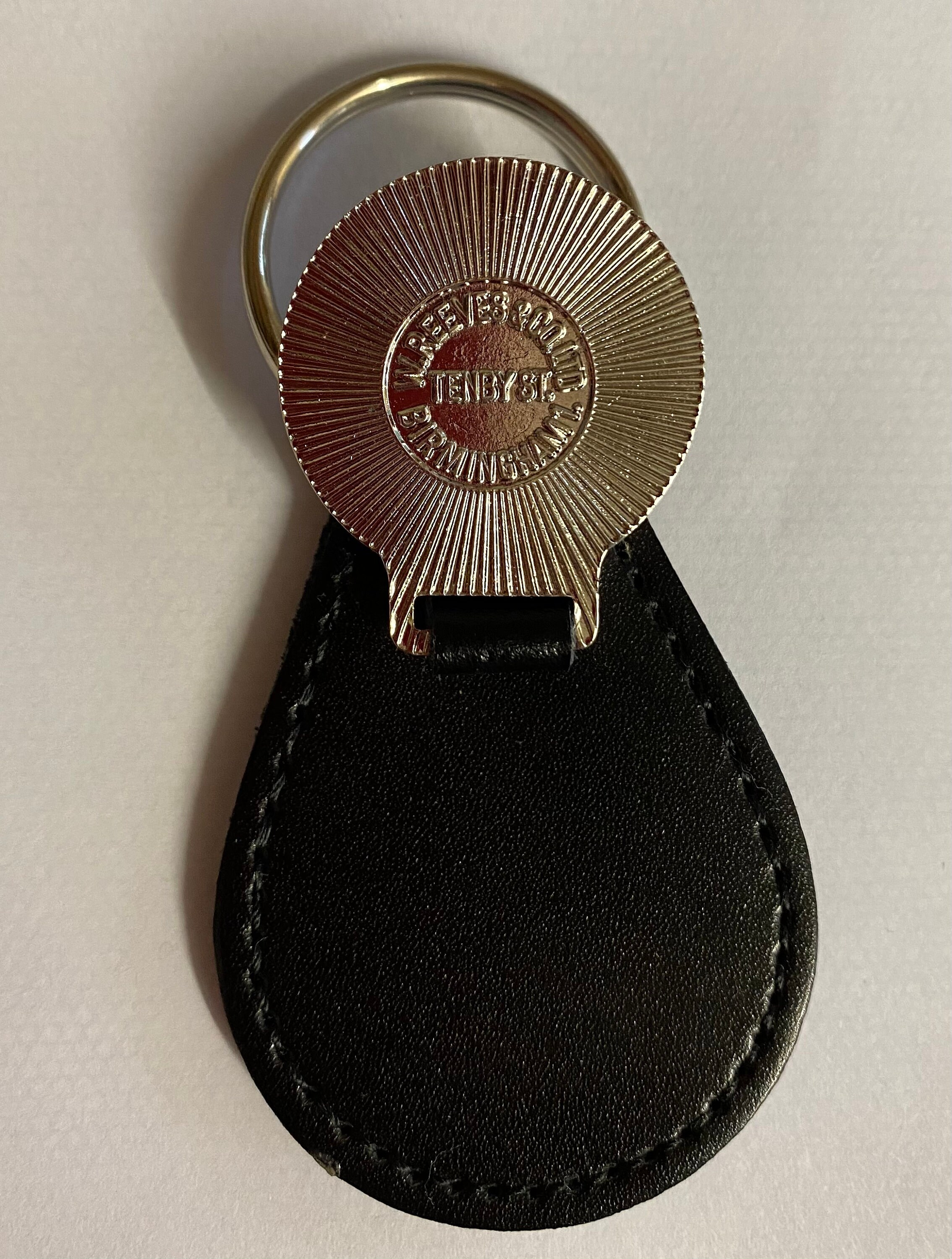 Volvo Keyring/key Fob Vitreous Enamel & Leather - Etsy UK