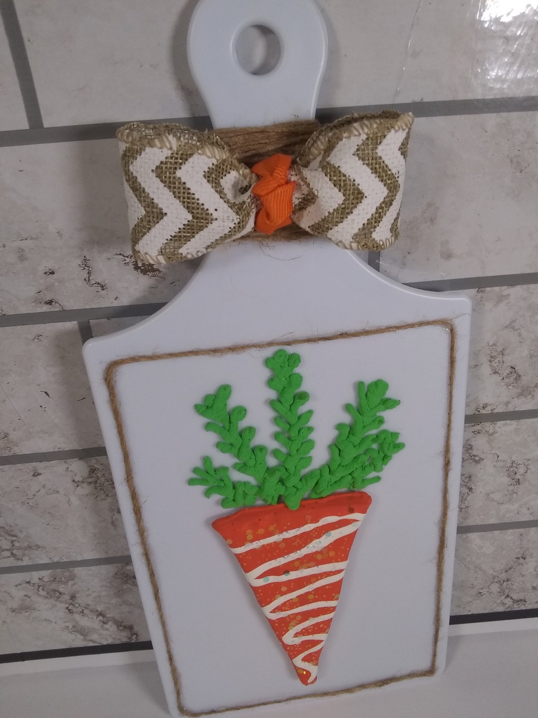 Farmhouse Carrot Cutting Board Decor - Etsy