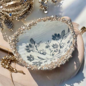 Decoupage Florida Cockle Shell Jewelry Dish, Trinket Tray, Handmade ...