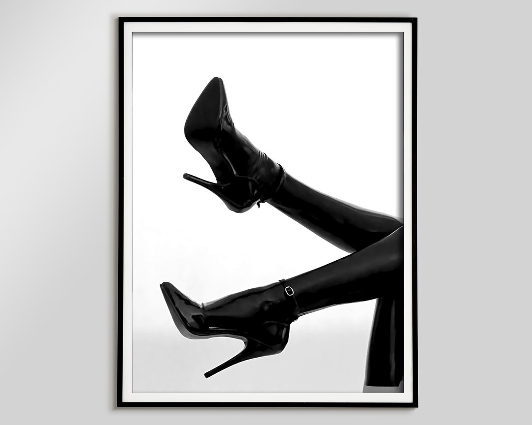 Woman High Heel Print, Hypebeast Wall Art, Luxury Fashion Poster, Black ...