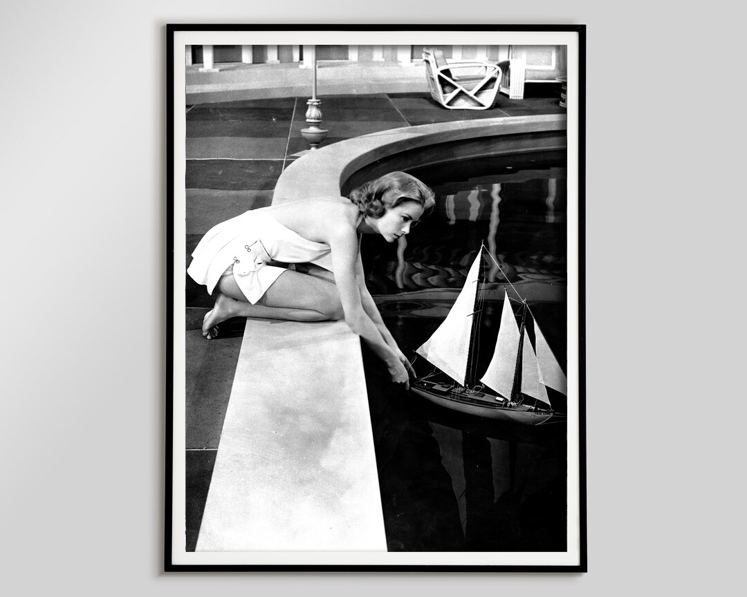 Grace Kelly Print - Old Hollywood Decor Retro Wall Art Black and White ...