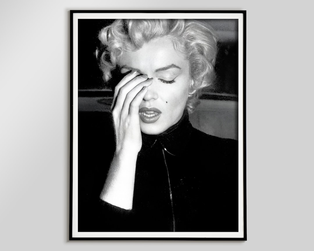 Marilyn Monroe Crying Poster, Home, Art Gift, Black and White Fashion ...