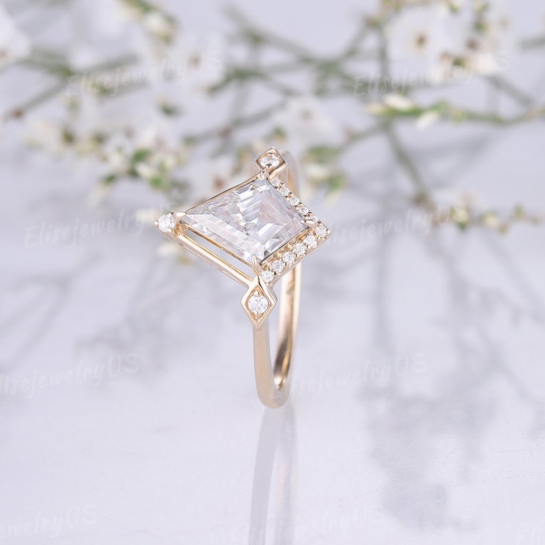 Unique Kite Cut Moissanite Wedding Ring Rose Gold Moissanite Engagement ...