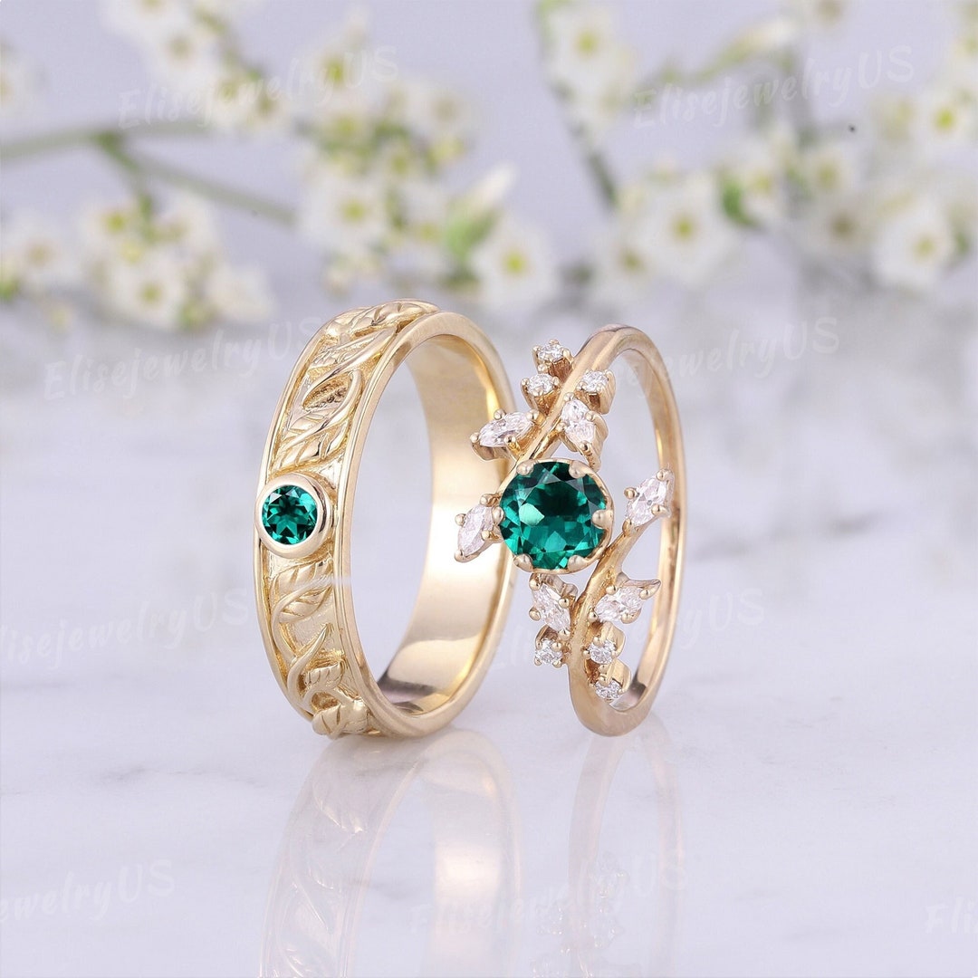 Unique Floral Couple Rings Set Unique Round Emerald Wedding Rings Set ...