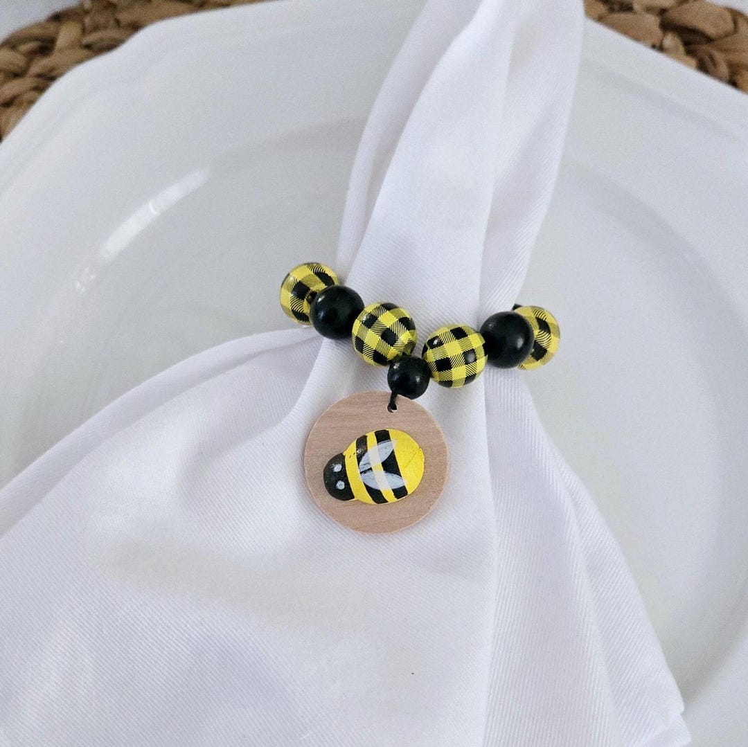Bee Napkin Ring, Bumble Bee Napkin Holder, Bee Beaded Spring Decor, Bee ...