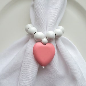 Valentine Napkin Rings, Pink Heart Beaded Napkin Holders for Valentine ...