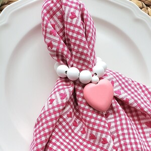 Valentine Napkin Rings, Pink Heart Beaded Napkin Holders for Valentine ...