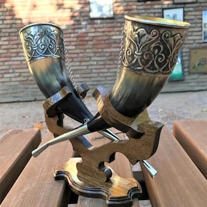 Engraved Drinking Horn Set: Viking Wedding Decor With Beechwood Stand ...