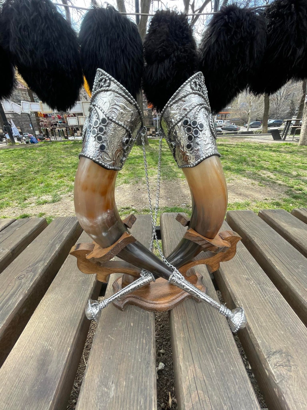 Handmade Cow Horn Drinking Horn Set – Viking Style, With Stand - Etsy