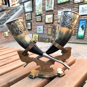 Engraved Drinking Horn Set: Viking Wedding Decor With Beechwood Stand ...