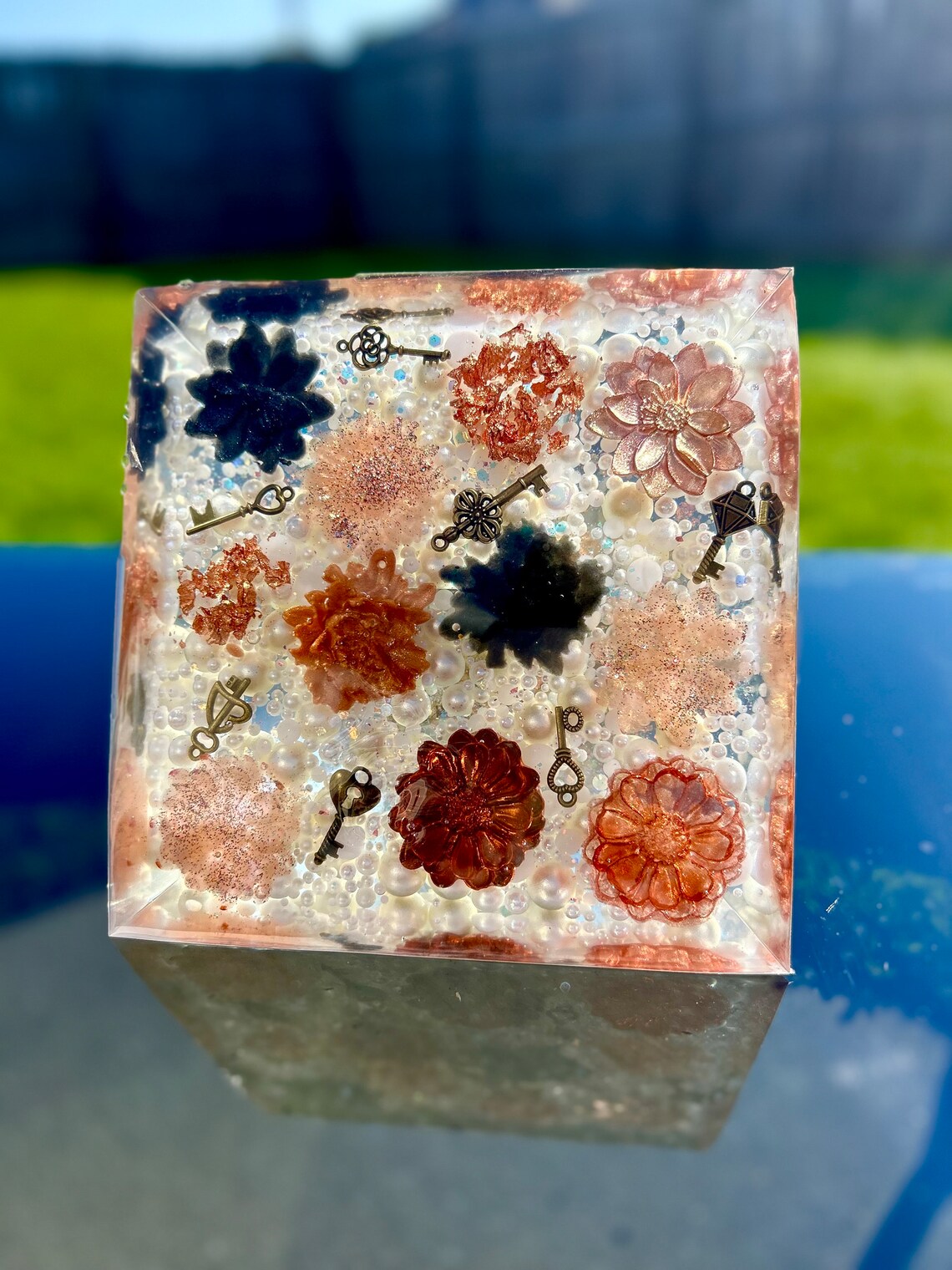 CUSTOM Resin Pyramid Keepsake, Memorial FREE SHIPPING - Etsy