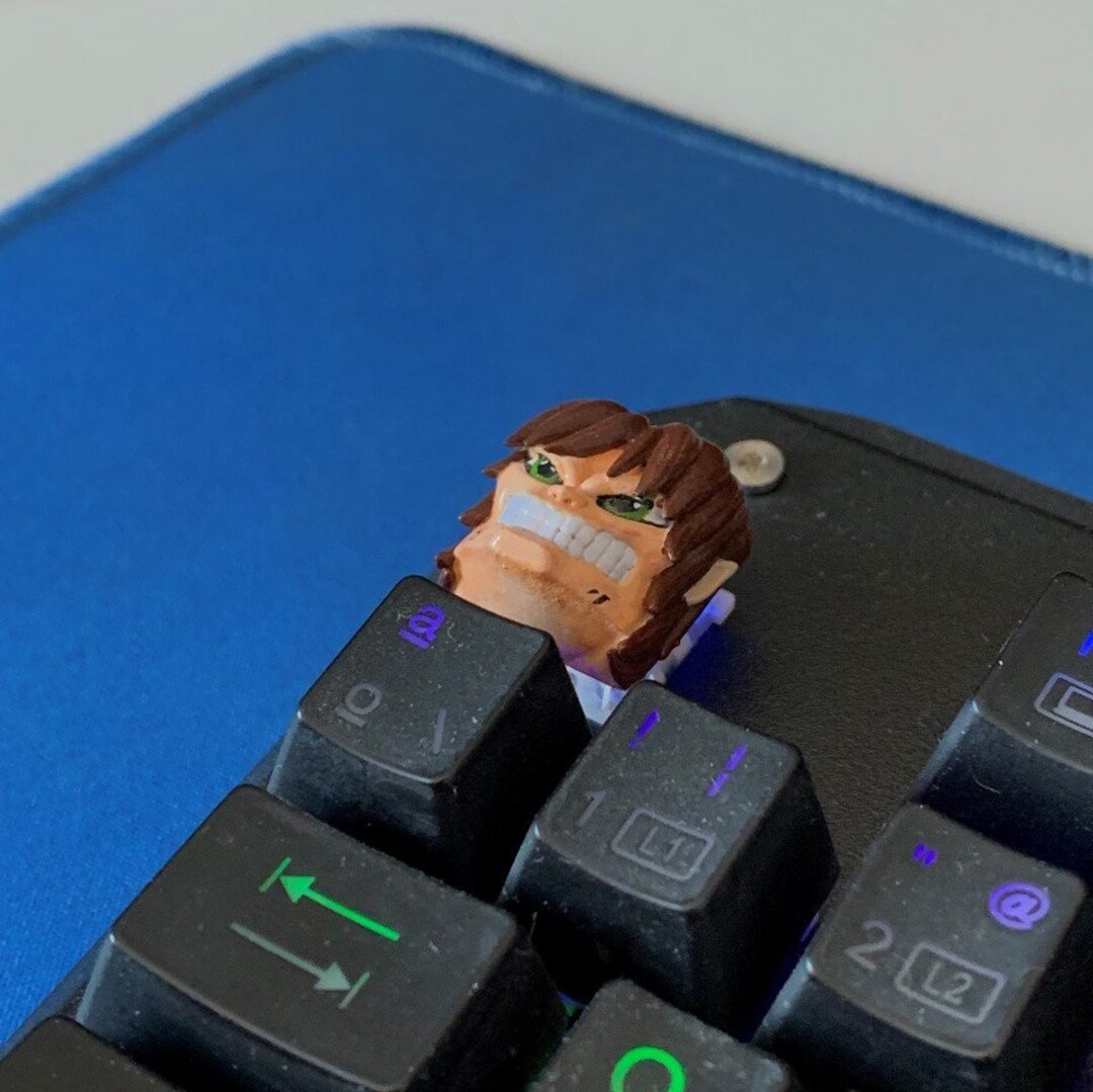 EREN JAEGER KEYCAP Hand Painted Handcrafted Key - Etsy