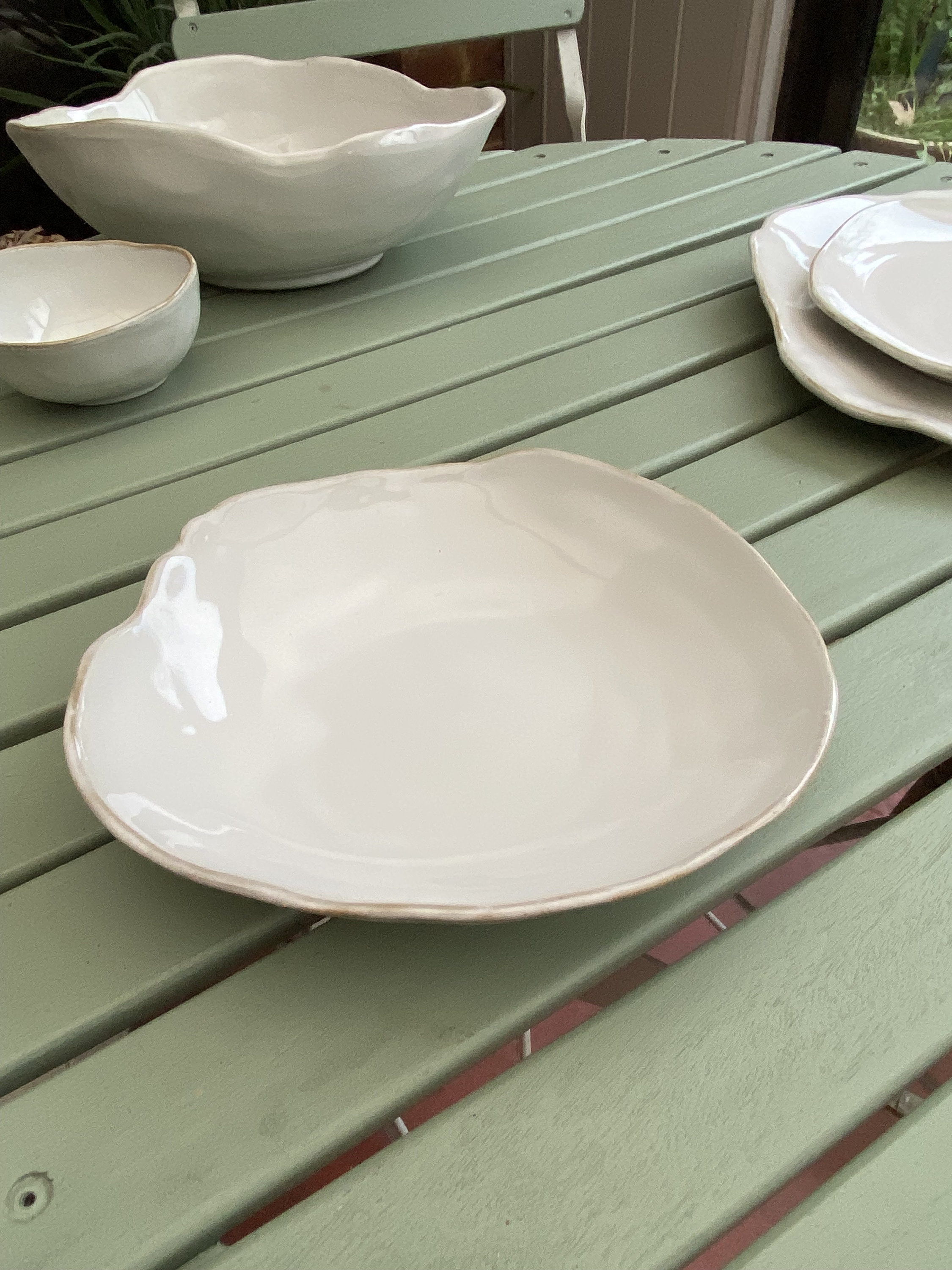 Shallow Decorative Bowl Beige Key Bowl Irregular Neutral Jewellery Tray ...