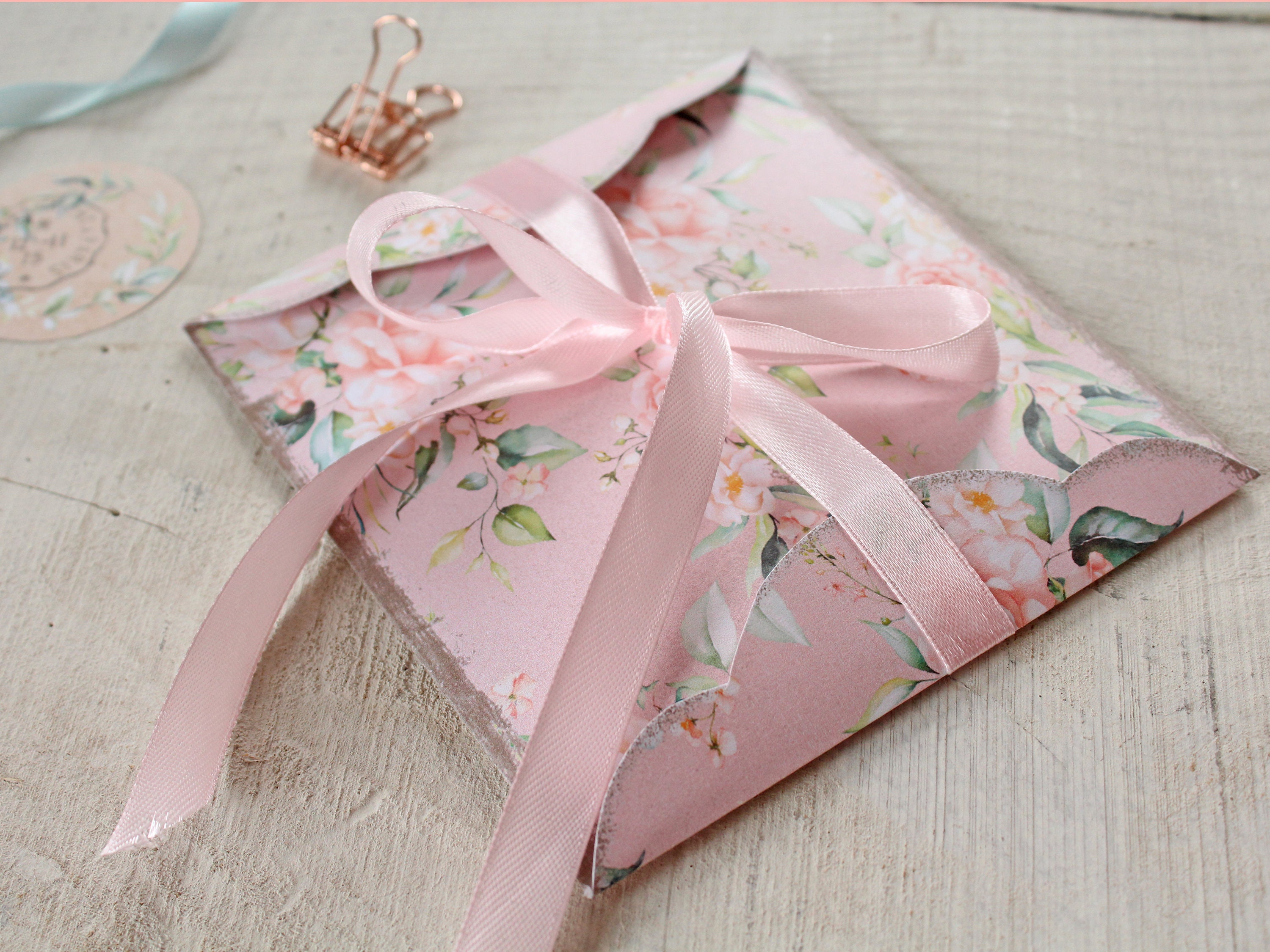Vintage Rose Folio Shabby Rose Folder Loaded Envelope Roses - Etsy