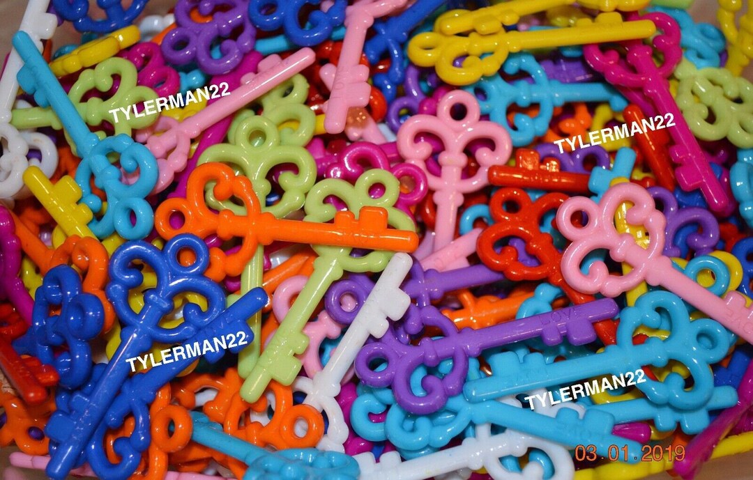 Fun Colorful Acrylic Keys Bird Parrot Toy Part Crafts Scrapbooking 2 3/ ...