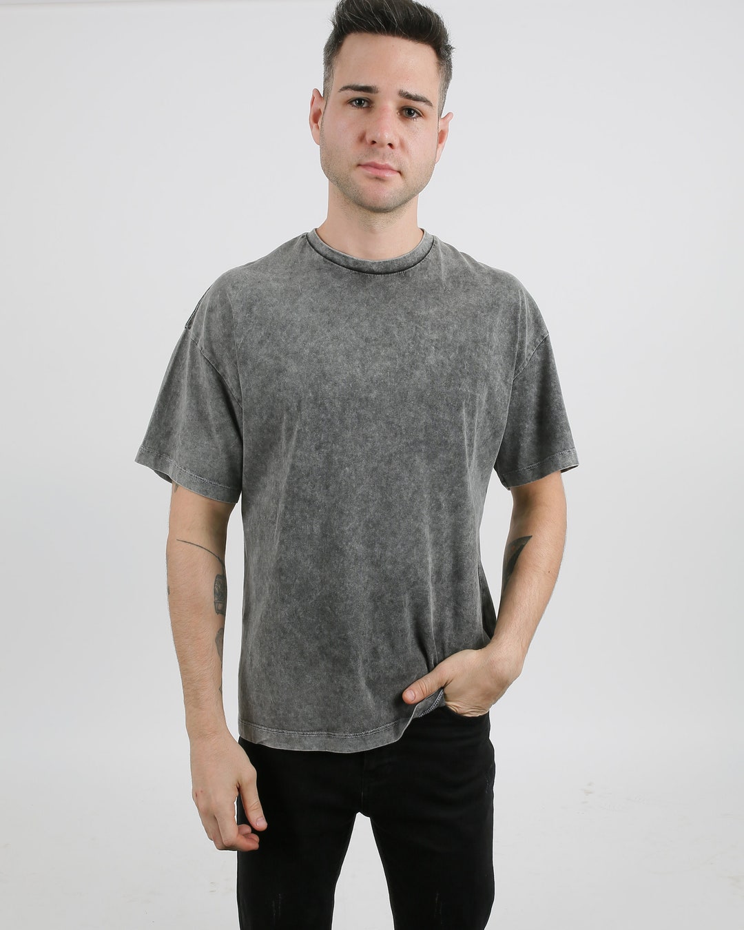 Moonwash, Acid Wash Unisex Oversized T-shirt, Gray Mineral Wash Reverse ...