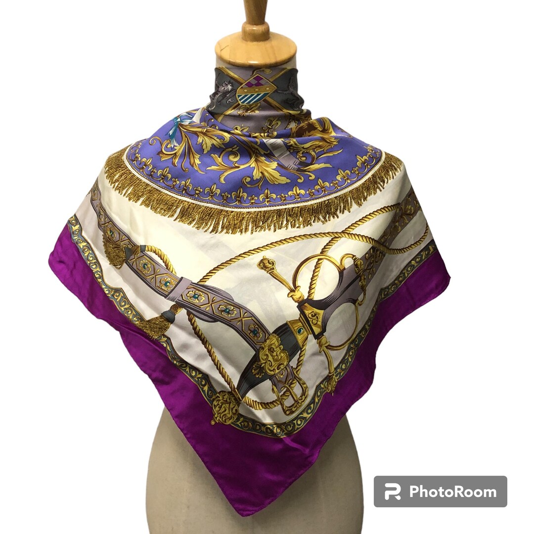Vintage Heraldic Silk Scarf Royal Crest Coat of Arms Lions Crown Gold ...