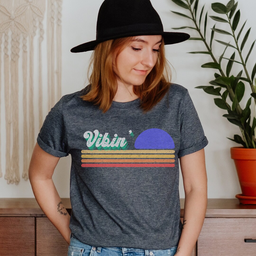 Vibing T-shirt Good Vibes T Shirt Retro T Shirt Vintage T - Etsy