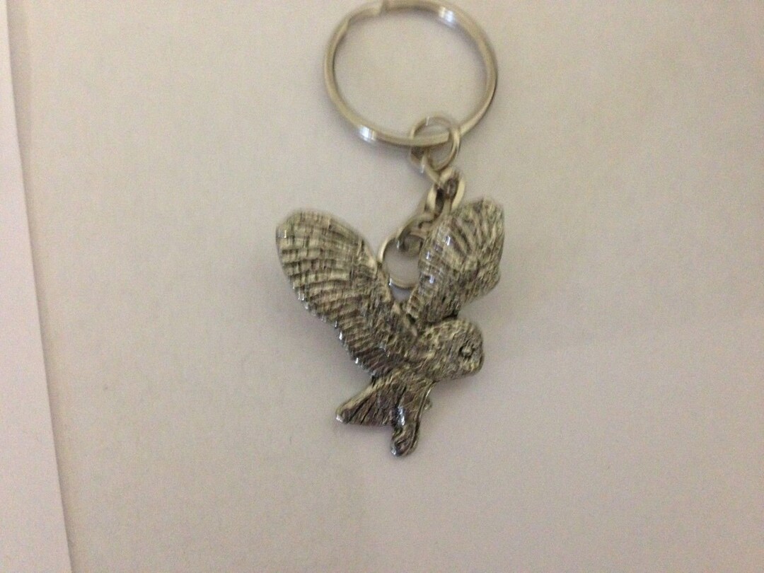 Barn Owl PP-B01 English Pewter Emblem on a Split Ring Keyring or Zip ...