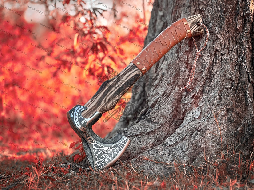 Ragnar Viking Axe, Viking Forged Carbon Steel Hatchet Rose Wood Shaft ...