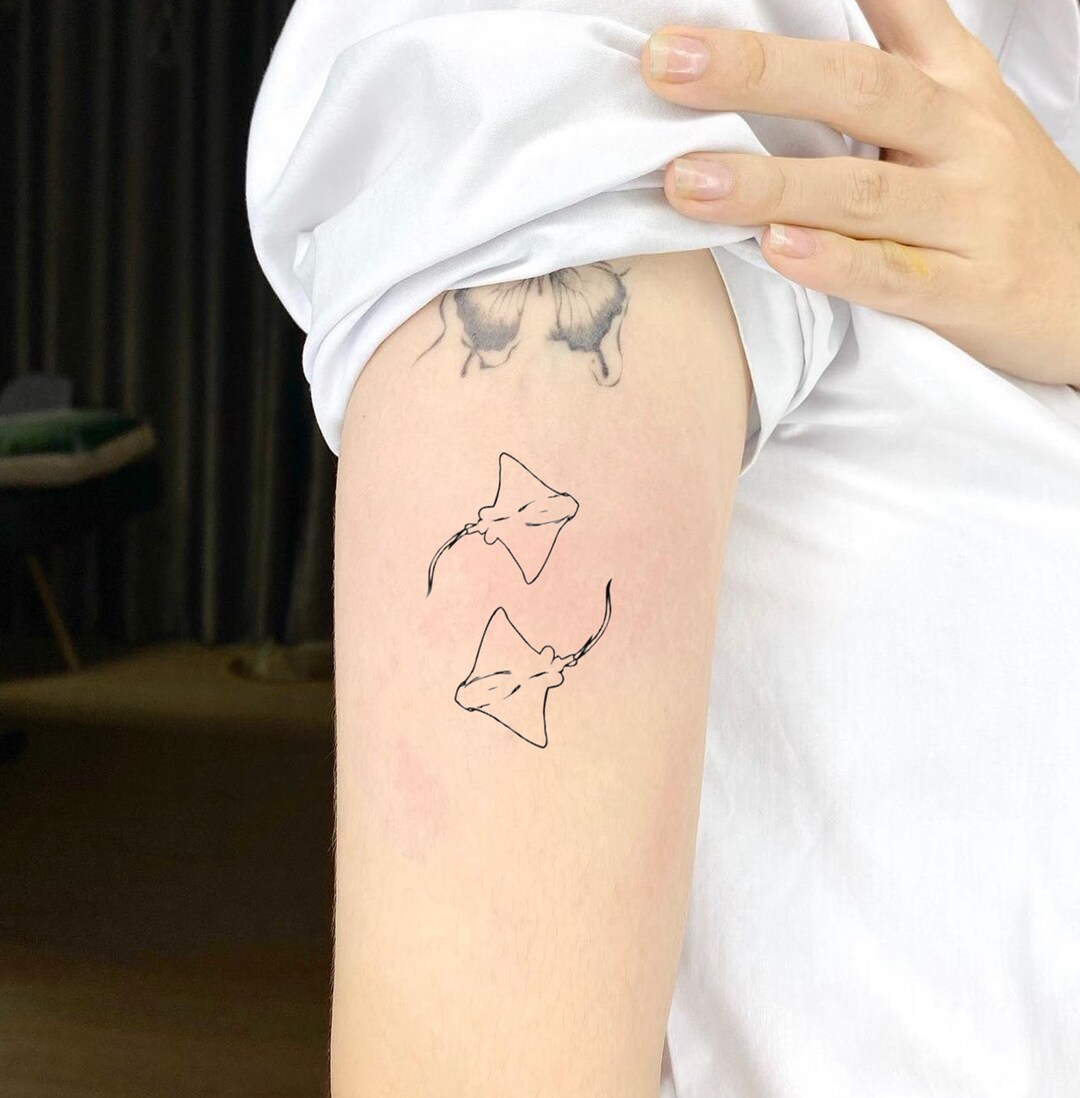 Manta Ray Temporary Tattoo, Fake Tattoo, Removable Tattoo, Waterproof ...
