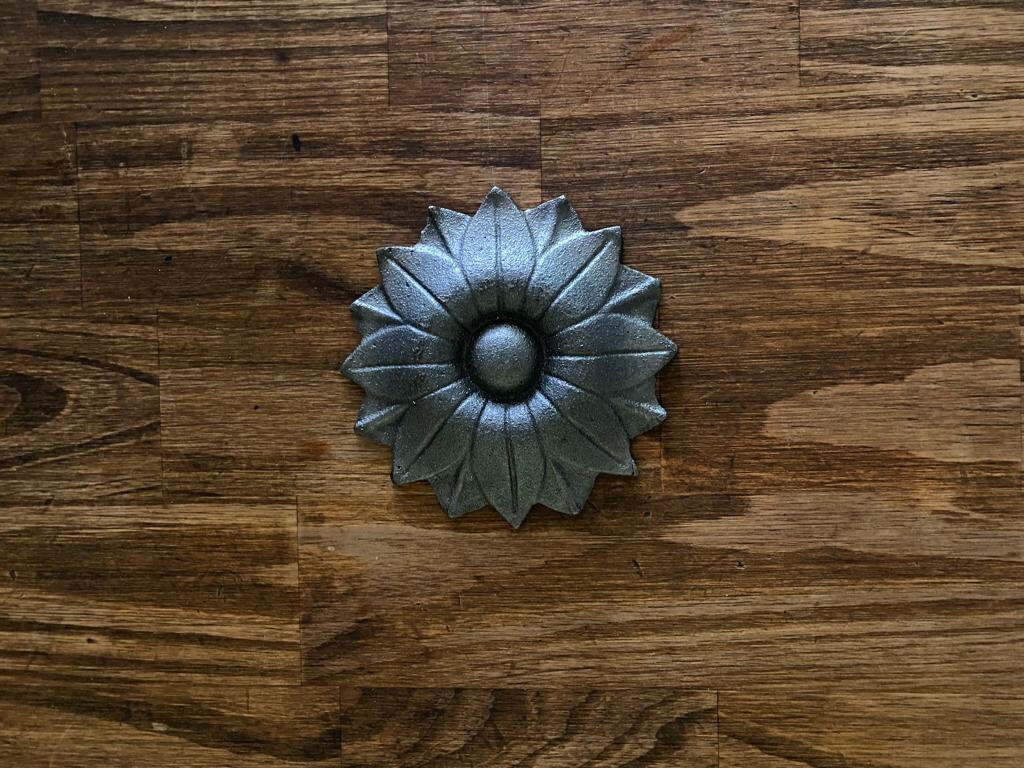 X4 Cast Iron Flower pack X4 Metal Flower Ornamental Petals Decorative ...