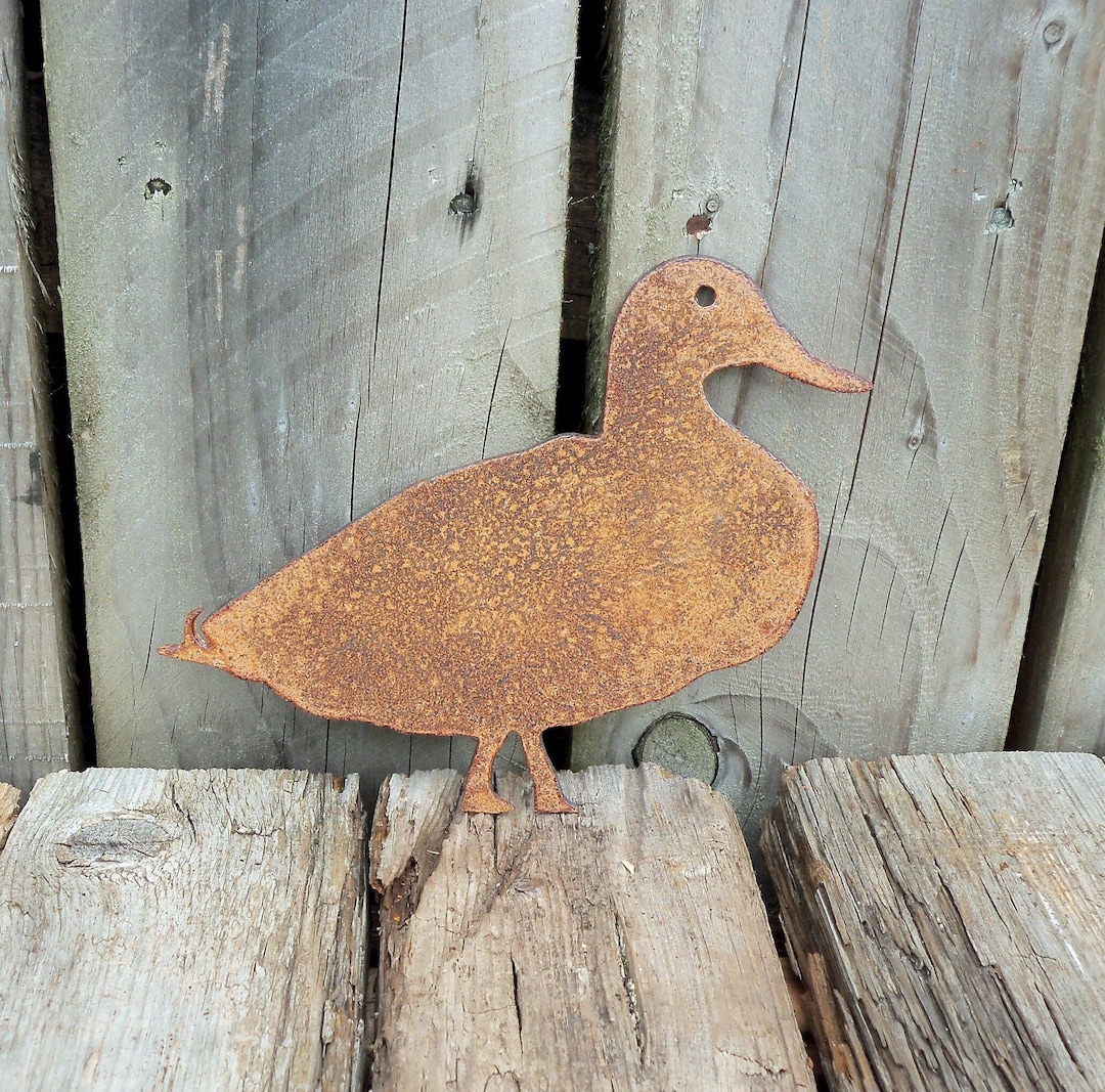 Rusty Metal DUCK -Small Garden Ornament. Rustic Garden Decor. Metal ...