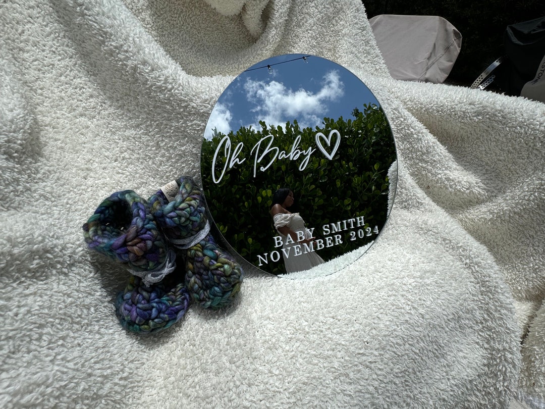 Pregnancy Announcement Photo Prop Oh Baby Round Mirror for Announcing ...