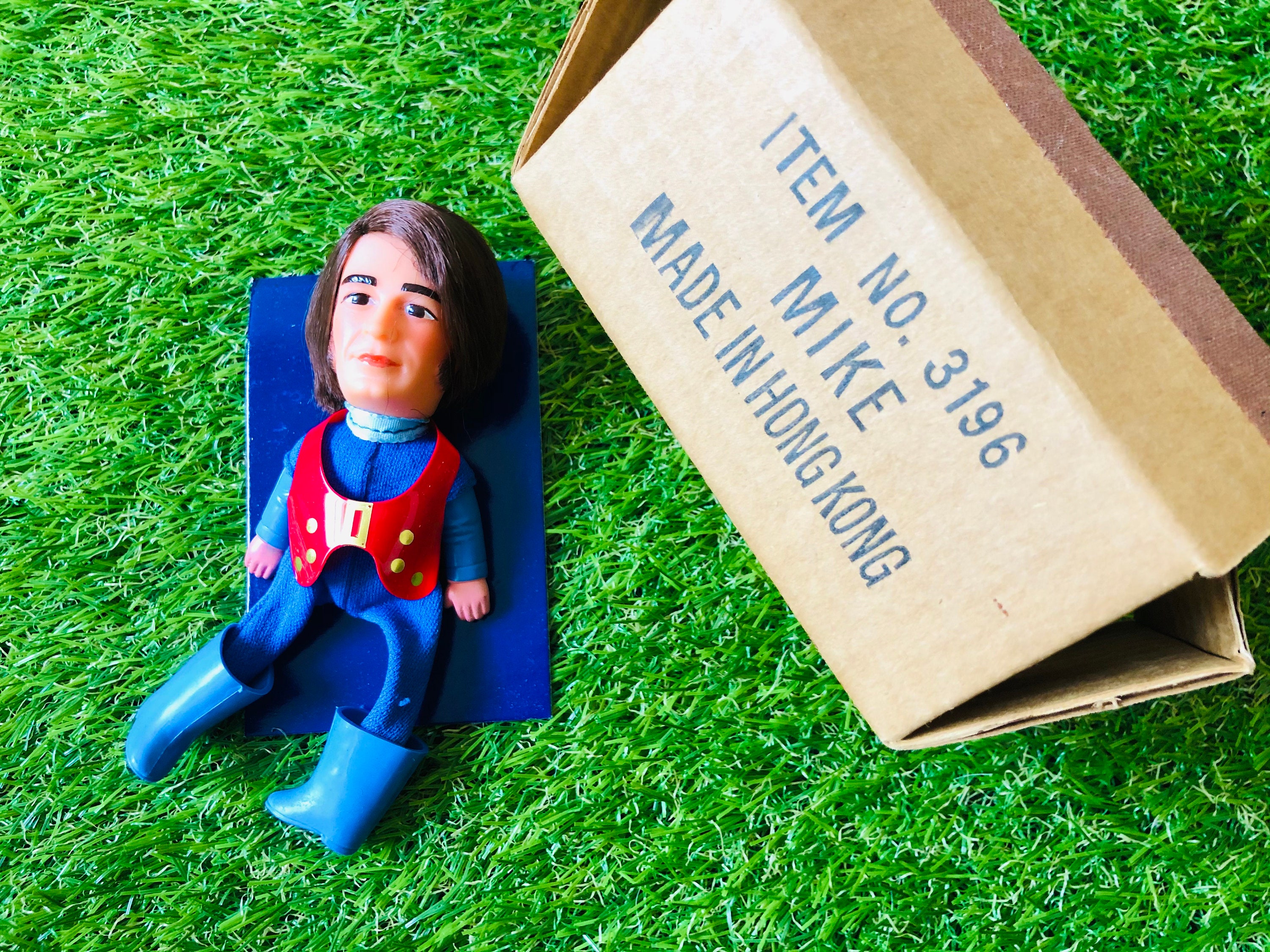 THE MONKEES Finger Puppet Doll “MIKE” - Etsy