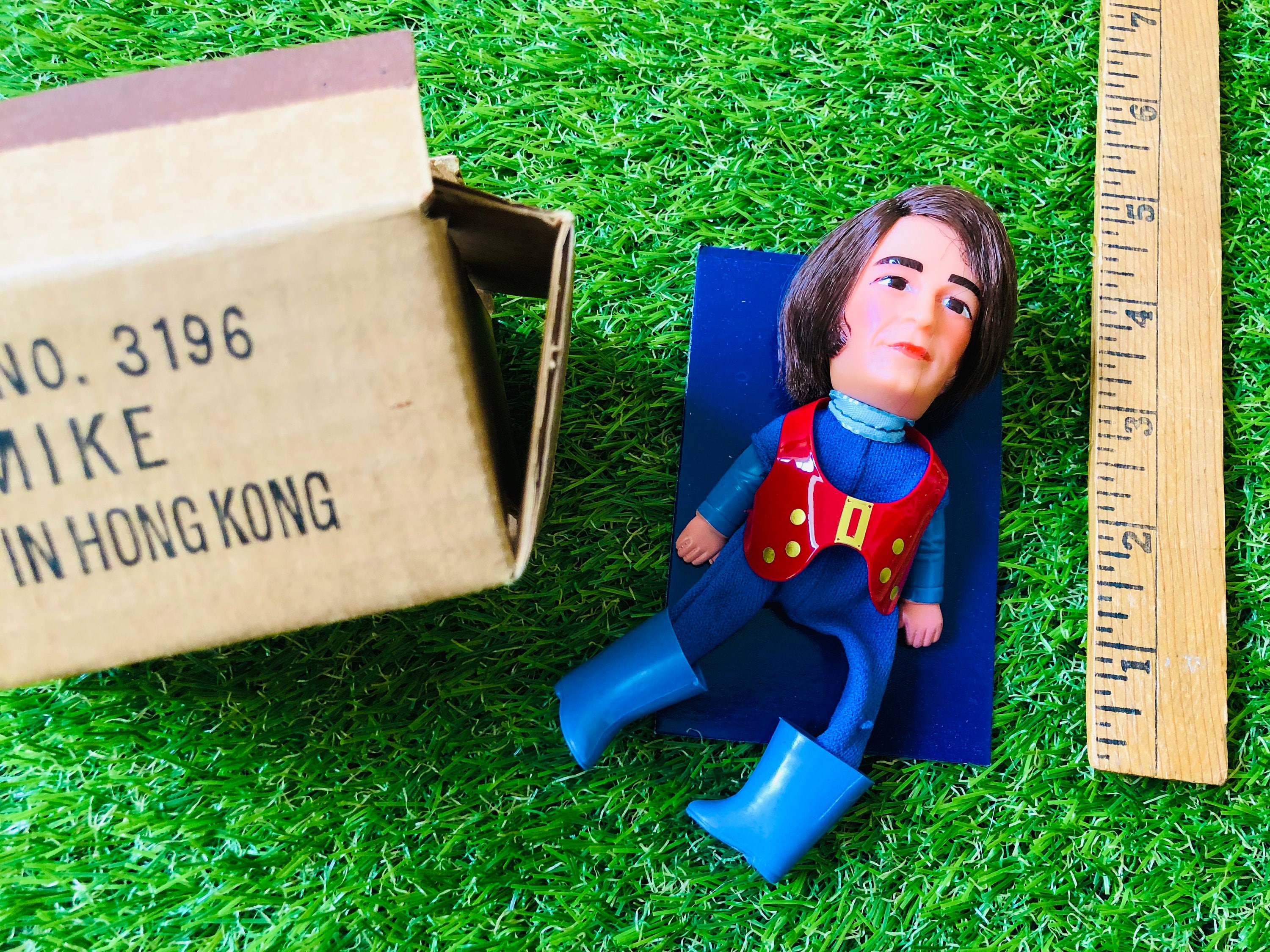 THE MONKEES Finger Puppet Doll “MIKE” - Etsy