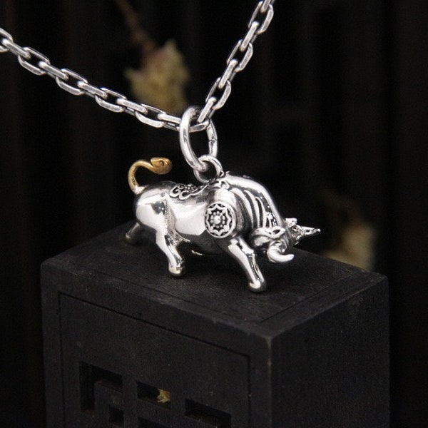 Silver Bull Pendant - Etsy