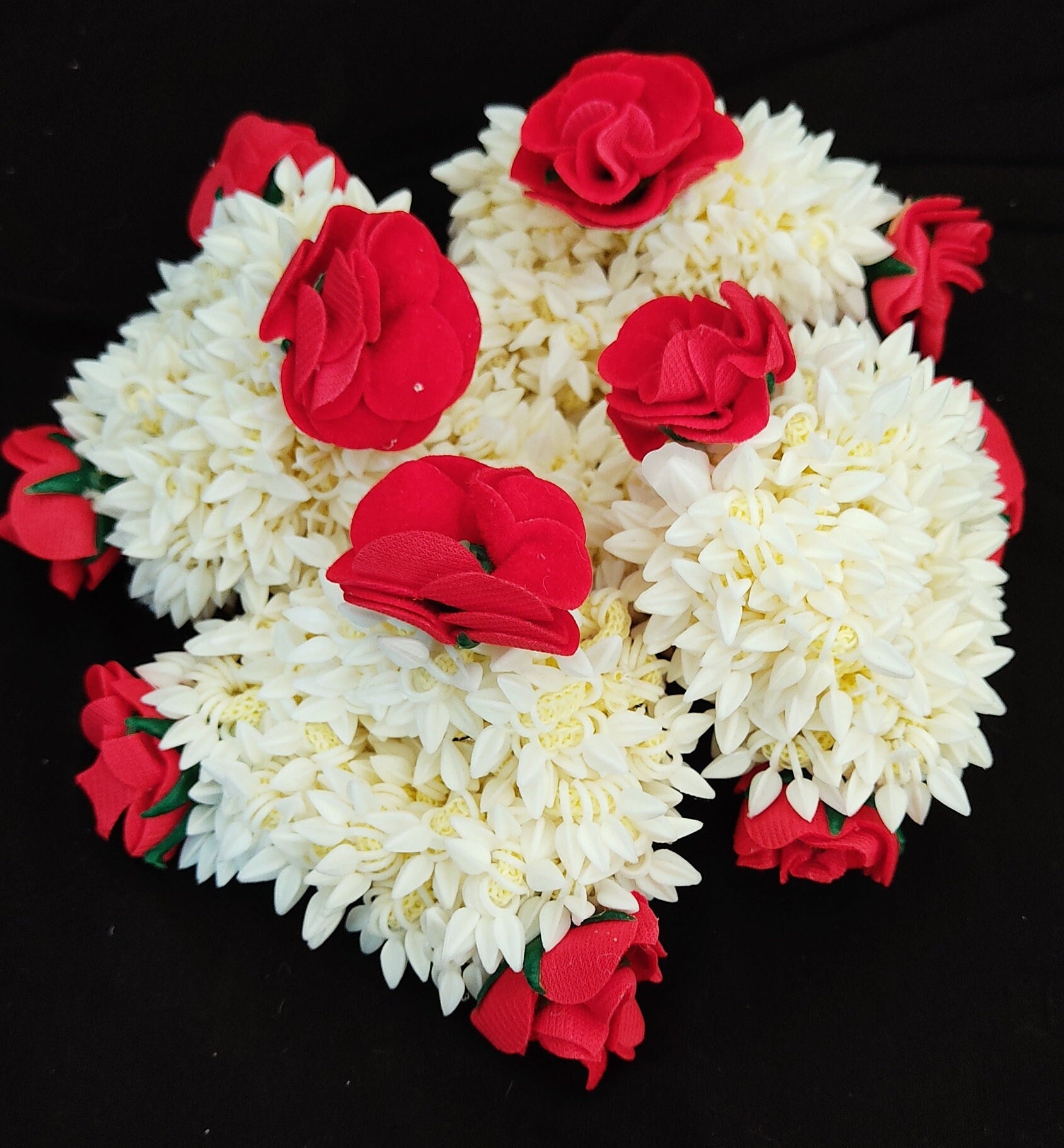 Gajras Red Flower Hand Gajras in Bulk Bridesmaid Gift Hair - Etsy