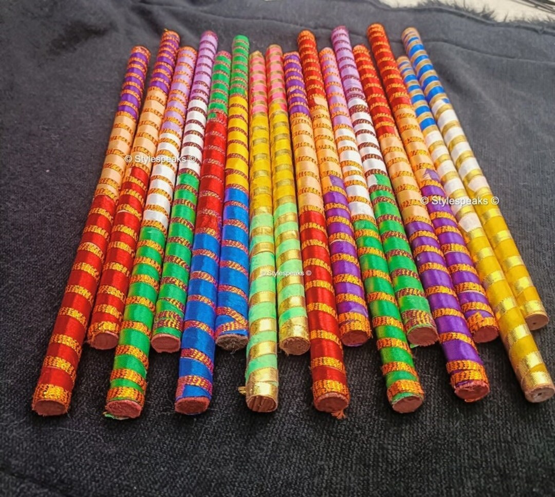 Wooden Dandiya Sticks Handmade Tradition Wooden Garba Sticks, Navratri ...