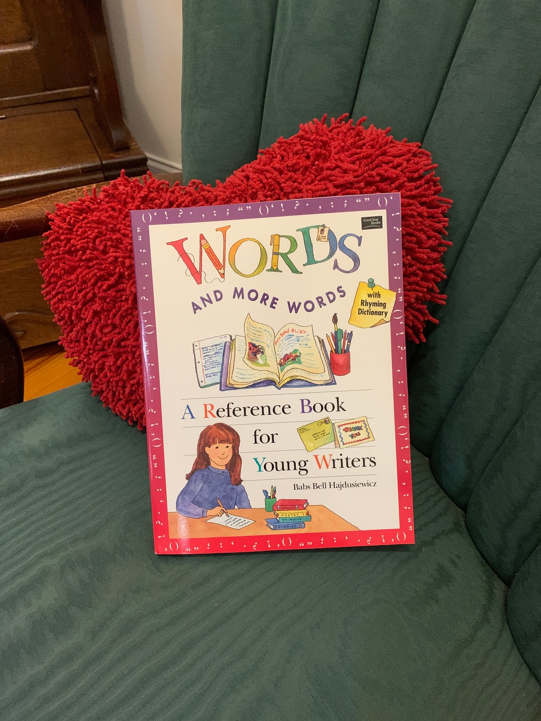 WRITER'S RESOURCE BOOK New Copy Ages 8-11+ Dictionary Thesaurus Grammar ...