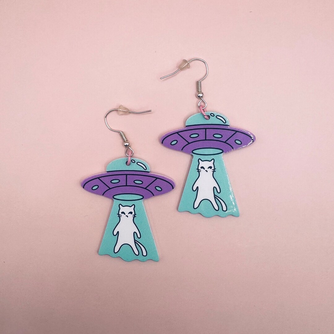 Llamaface Pastel Ufo Space Kitty Dangle Earrings Novelty Sci Fi Fantasy ...