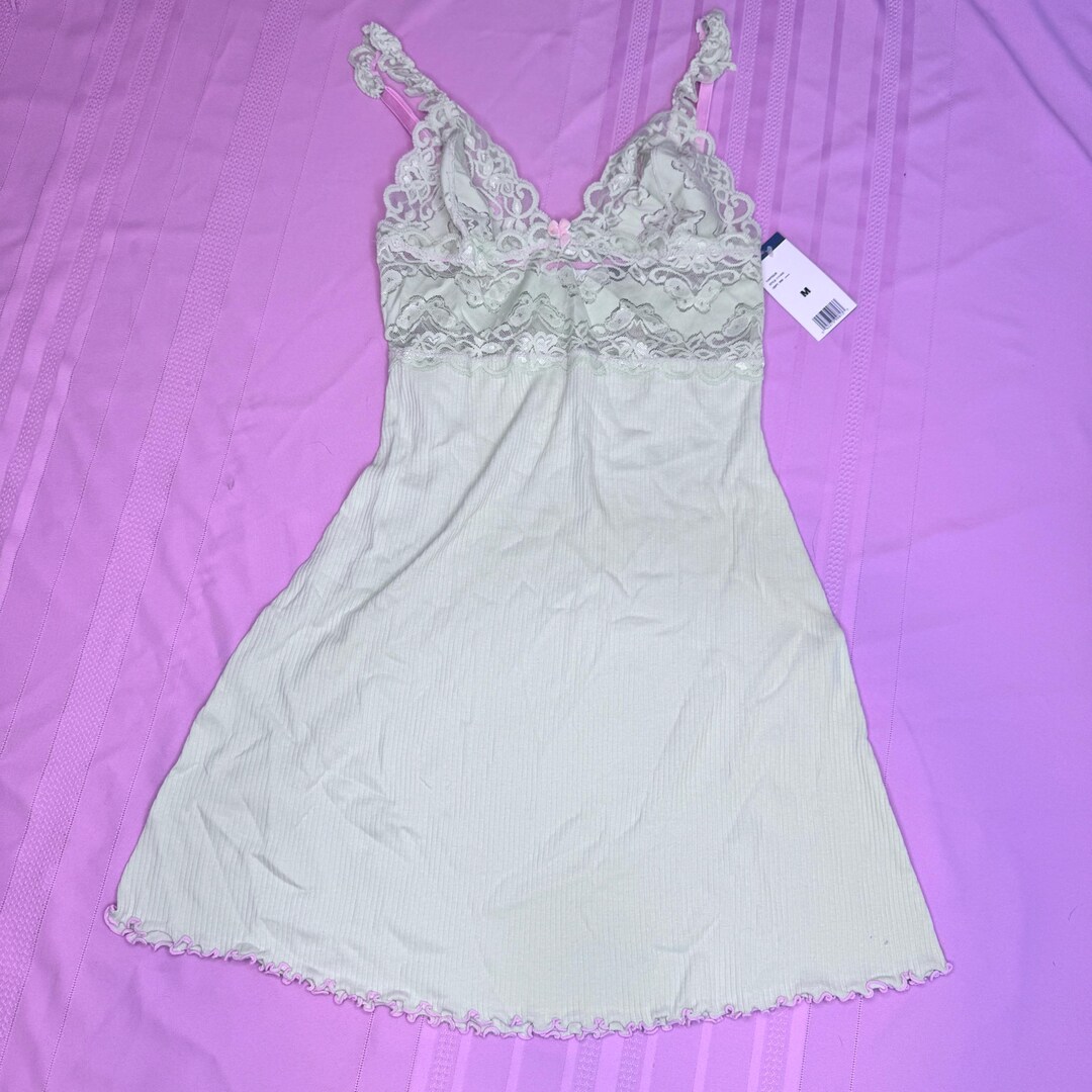 NWT Hillard & Hanson Intimate Cotton Ribbed Lace and Frills Soft Green ...
