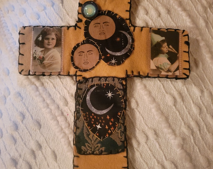 Pocket Altar, Hand Stiched " Moon Prayer Altar" - Etsy