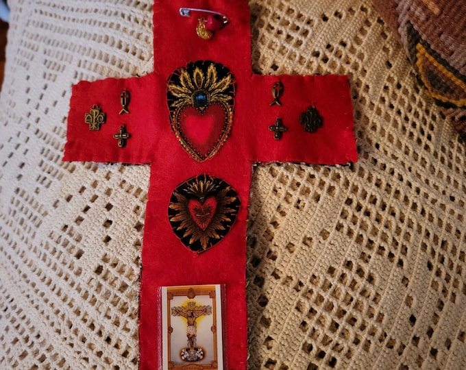 Pocket Altar, Hand Stiched "sacred Heart Altar" - Etsy