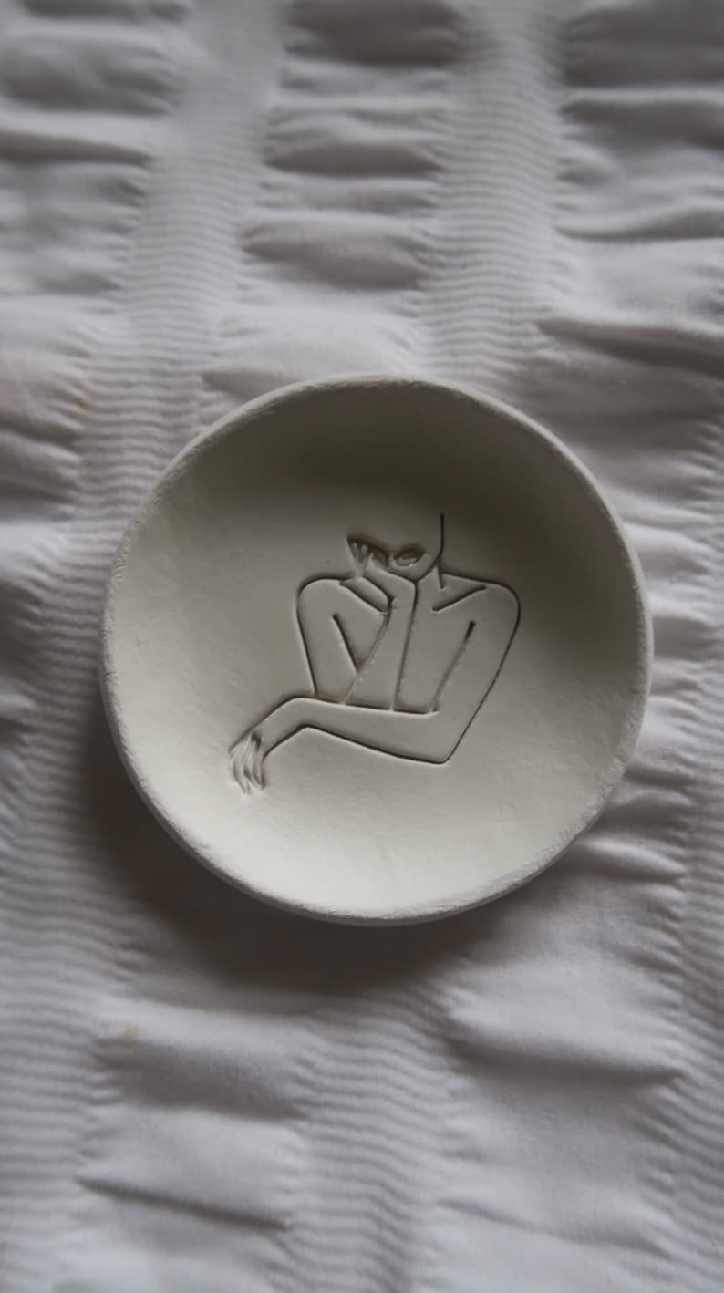 Personalised Handmade Line Art Clay Trinket Dish or Ring - Etsy