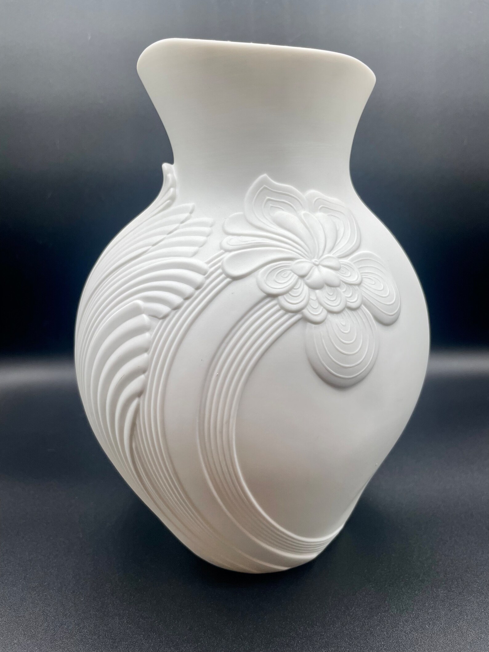 Vintage Kaiser Porcelain Bisque Vase - Etsy