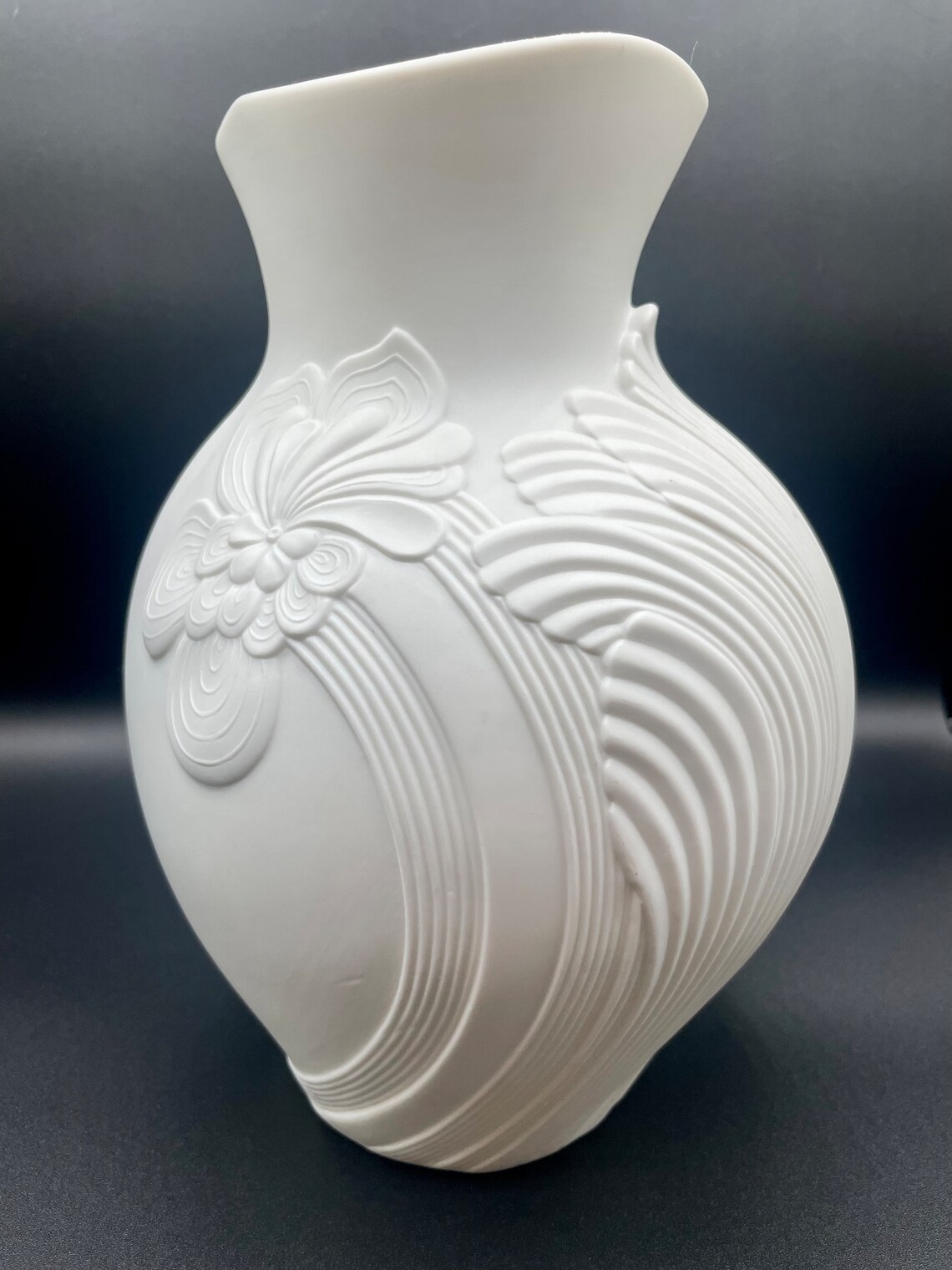 Vintage Kaiser Porcelain Bisque Vase - Etsy