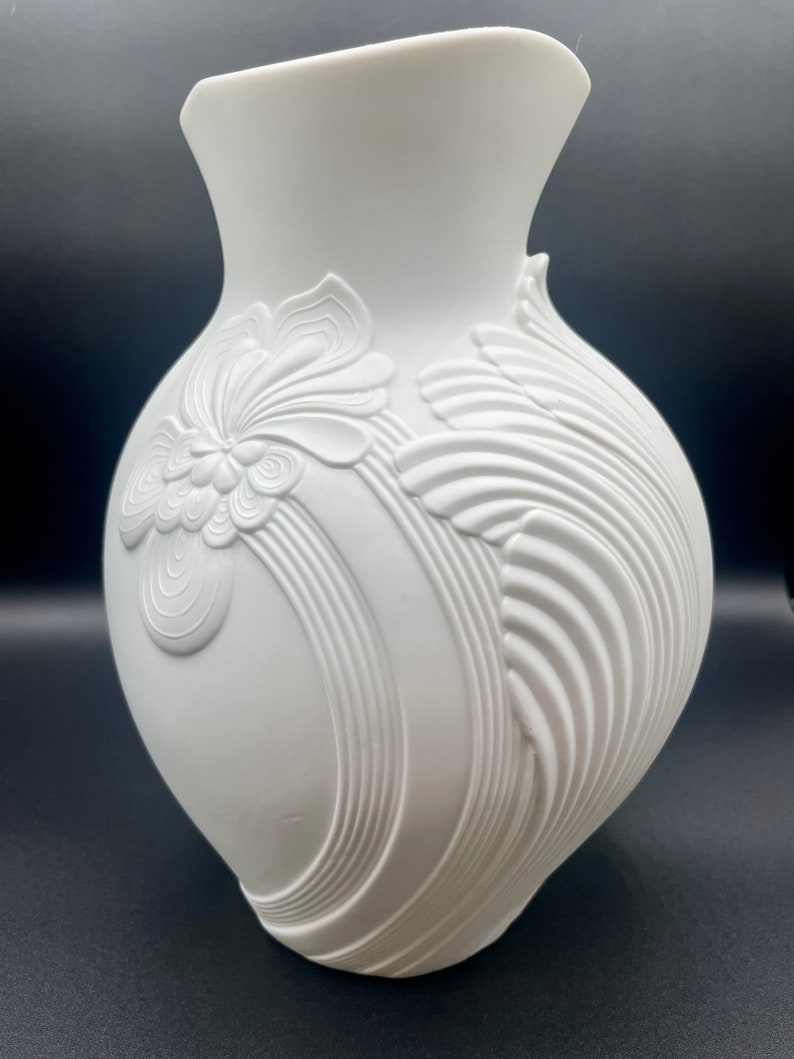 Vintage Kaiser Porcelain Bisque Vase - Etsy