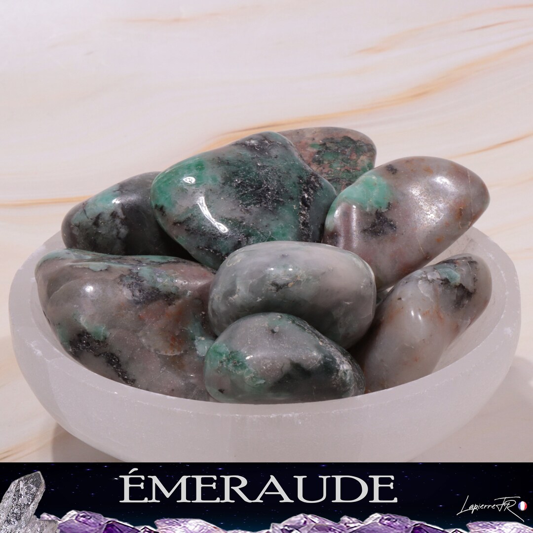 Emerald Stone, Set of 2 Tumbled Stones, Lithotherapy Stone - Etsy