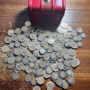 SPECIAL OFFER: Kids' Treasure Chest With 160 Bimetal Coins—limited ...