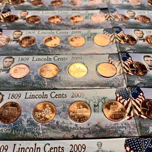 Lincoln 2009 Bicentennial Penny Collection With Brilliant, Uncirculated ...
