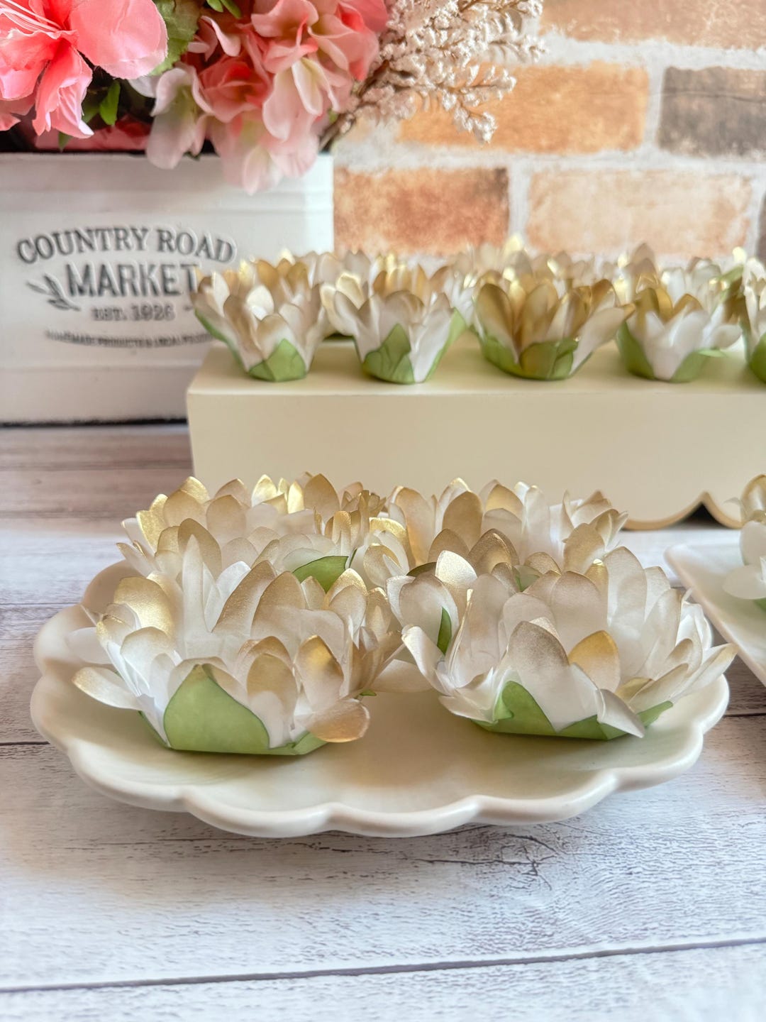 Camafeo Chocolate Gold Flowers Wrapper for Holding Chocolate - Etsy